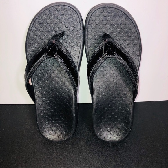 Vionic | Shoes | Gently Used Vionic Orthopedic Toepost Sandals | Poshmark